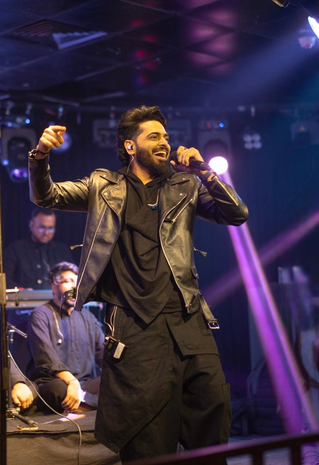 From Viral Sensation to Global Performer: Amrit Wadali’s Rise as a Top ...